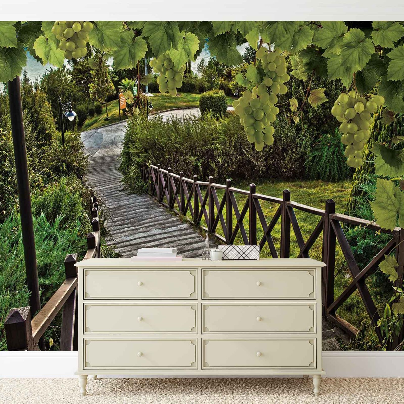 Fototapete, Tapete Weg Trauben Natur bei EuroPosters - Kostenloser Versand