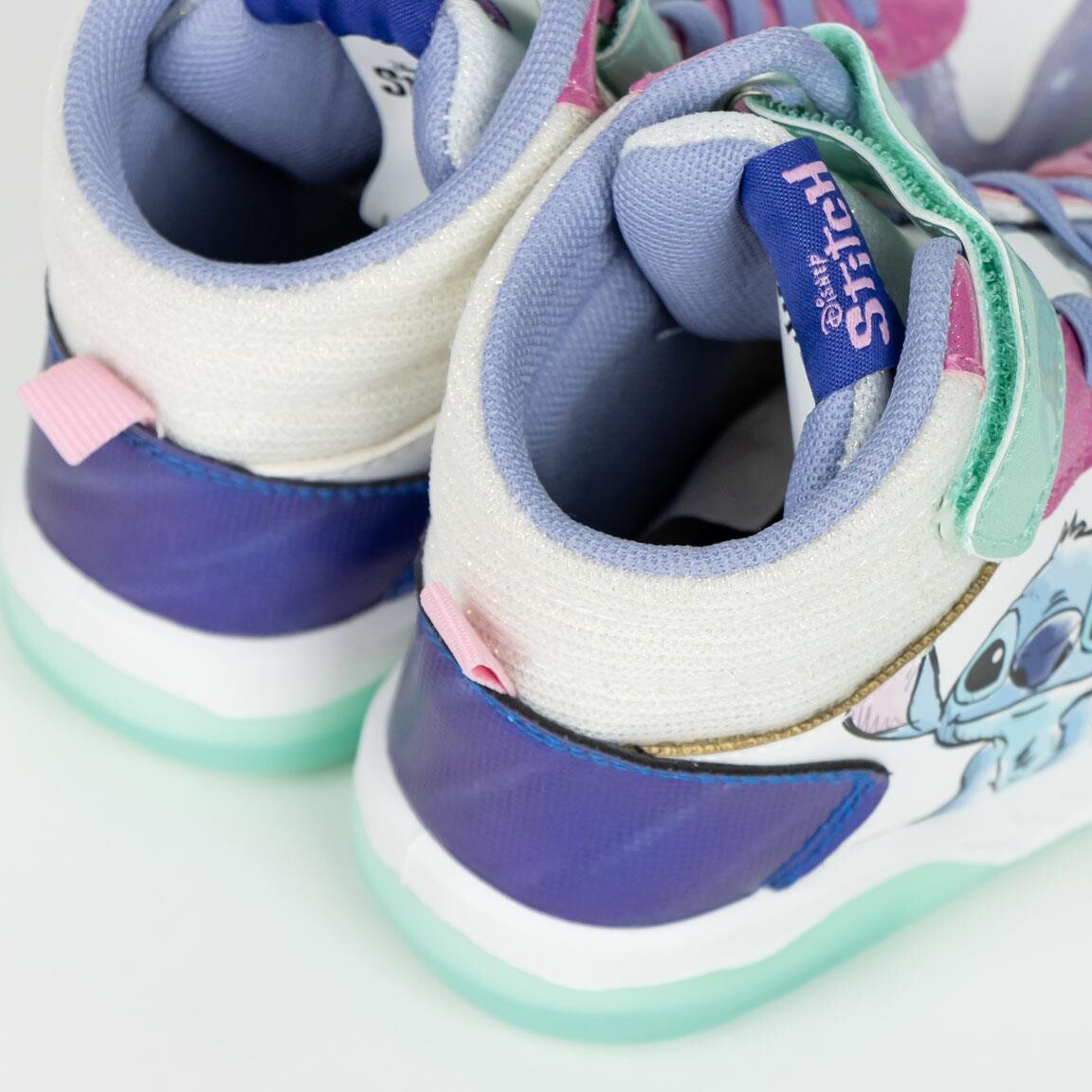 Lilo & Stitch - Stitch | Ropa y accesorios para fans de merch | Posters.es