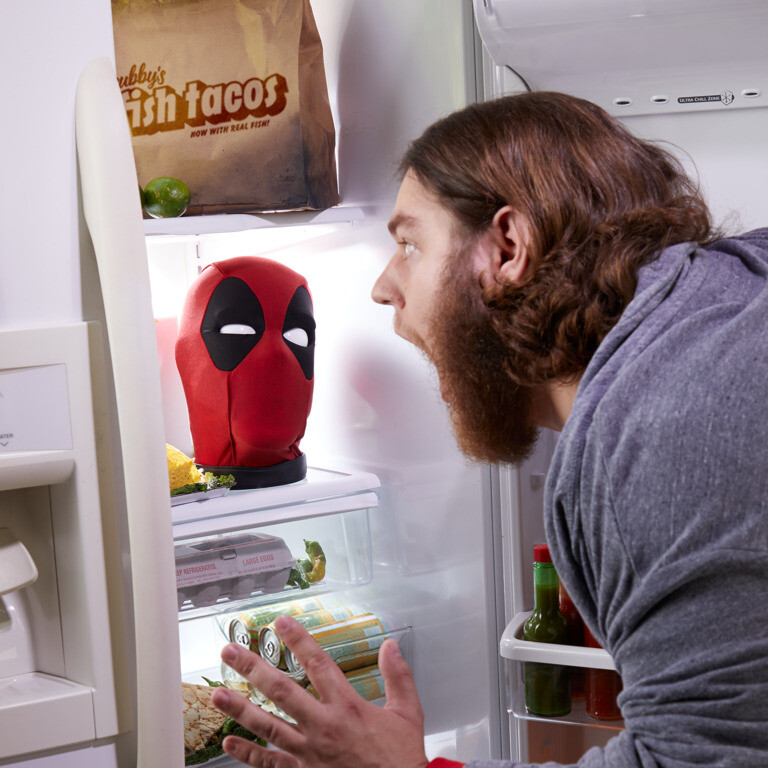 Marvel - Tête interactive Deadpool | Idées de cadeaux originaux