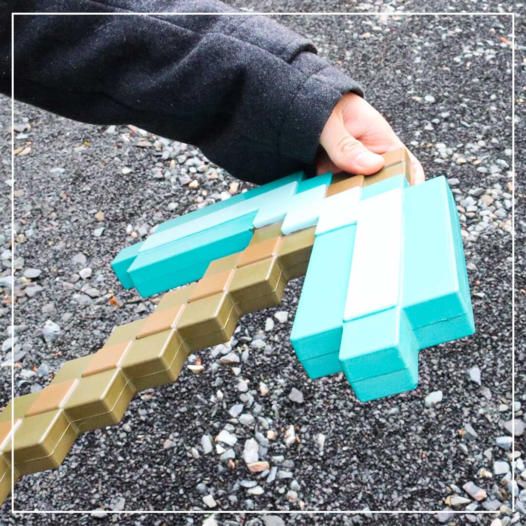 Réplica Minecraft - Diamond Pickaxe | Ideas para regalos originales