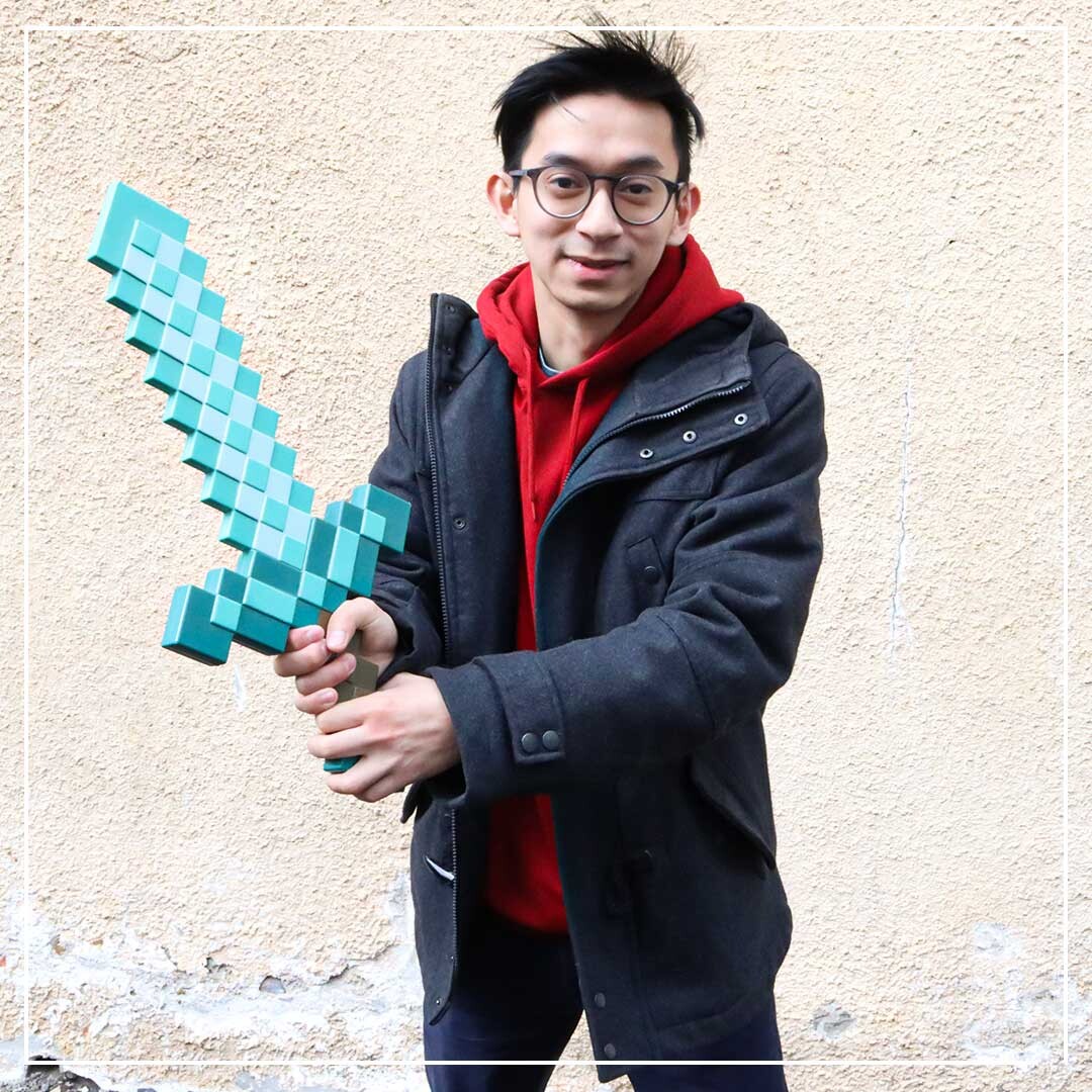 Replică Minecraft - Diamond Sword | Sfaturi de cadouri originale