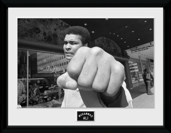 Lámina enmarcada Muhammad Ali - Fist| Pósters, cuadros | Posters.es