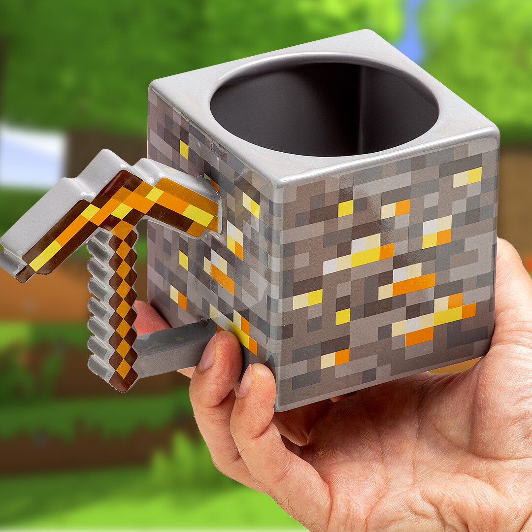 Tazza Minecraft - Gold Pickaxe | Idee per regali originali | Europosters