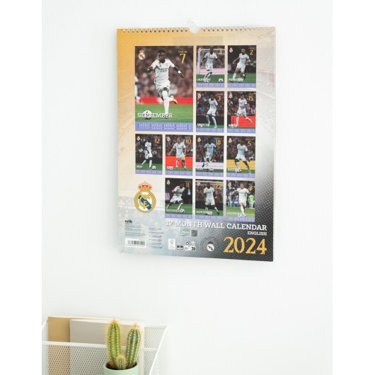 Real Madrid - Season 2023/2024 - Wandkalender 2024 | Kaufen bei Europosters
