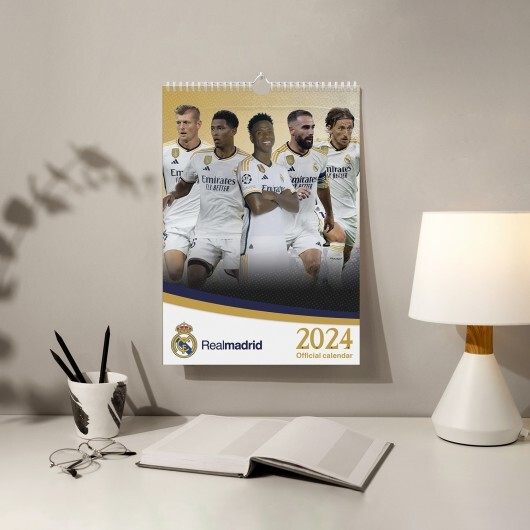 Real Madrid - Season 2023/2024 - Wandkalender 2024 | Kaufen bei Europosters